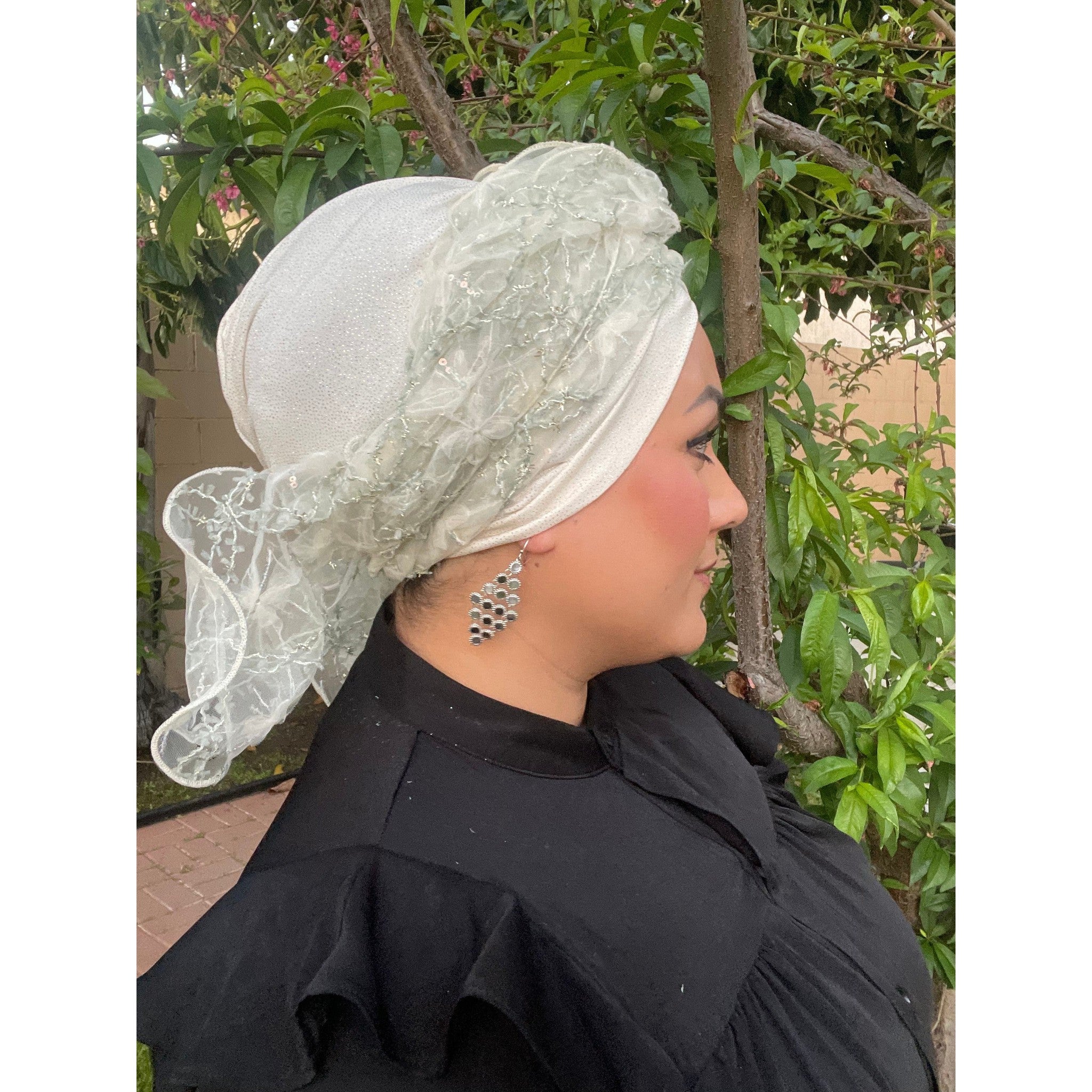 Yeela's Off-White/Sage Set – The Little Tichel Lady